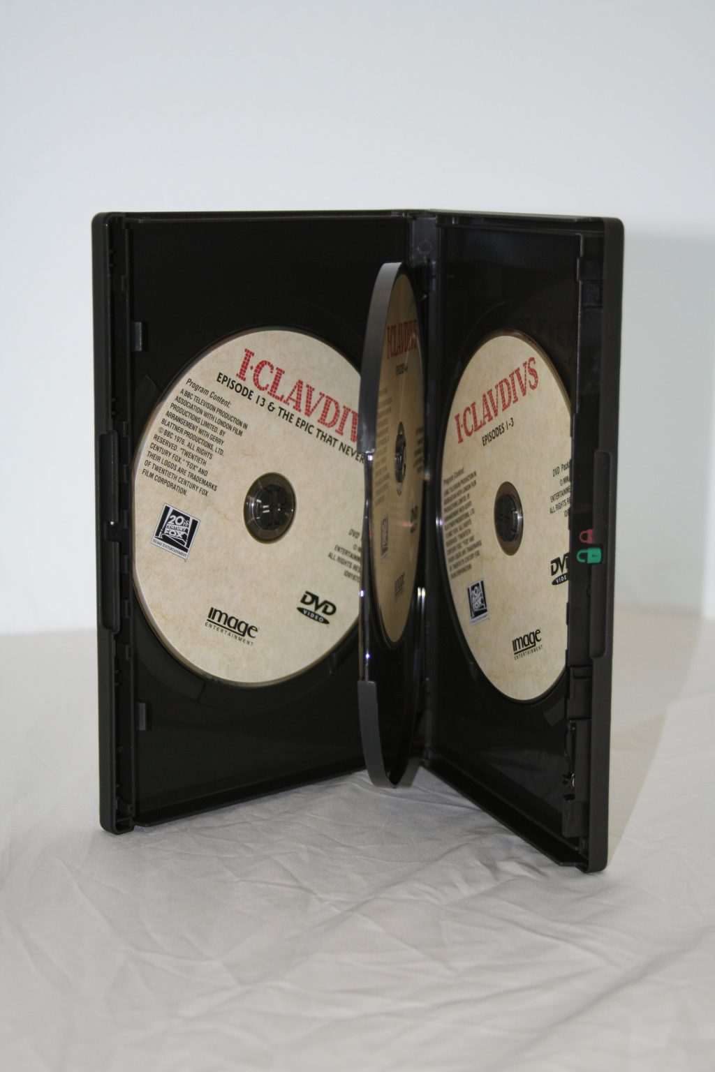 Clear Vu One Time Quad DVD Locking Case, Black – BayScan Technologies